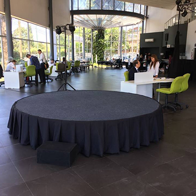 TYE :: Tarimas y escenarios I Pasarelas I Gradas I Estructuras I Carpas y Gazebos I Baños ...